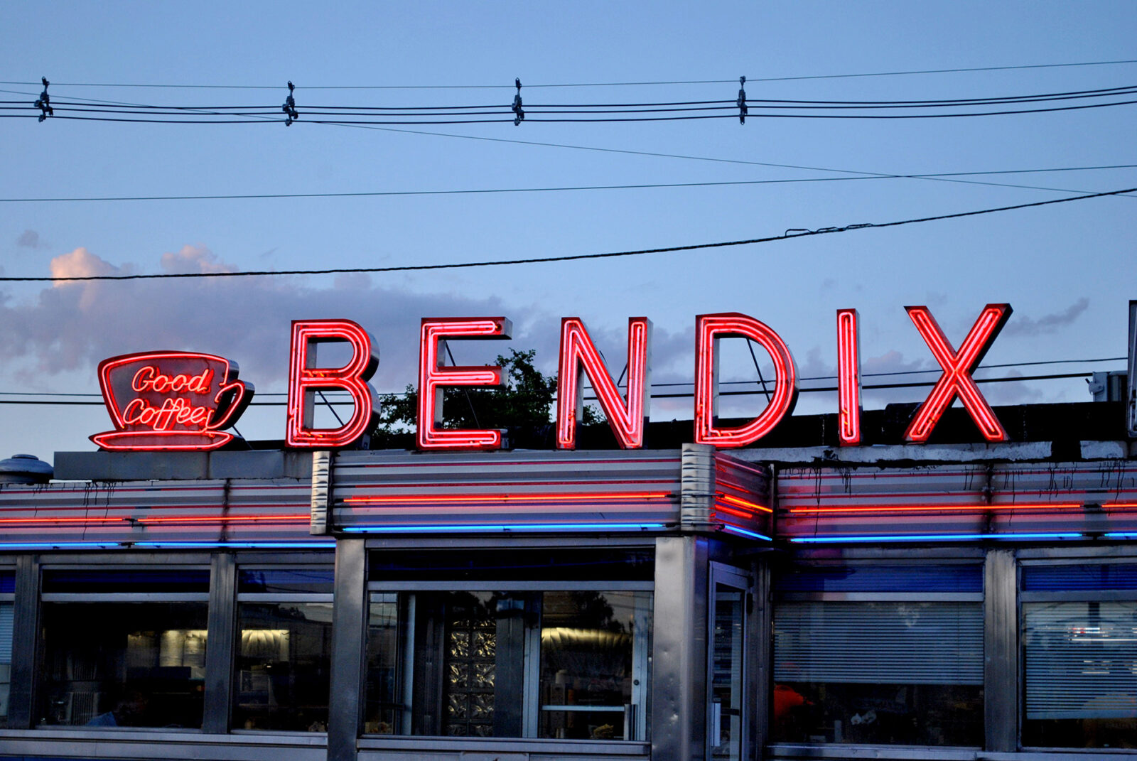 All Neon Like: The Glowing, Glorious History Of Neon Coffee Art ...