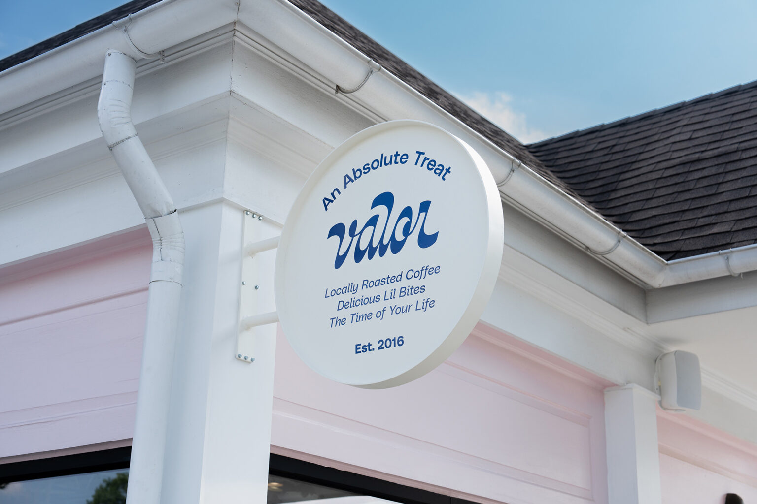 Valor Coffee's New Dunwoody Cafe Goes Bravely To The Atlanta Suburbs | Sprudge Coffee